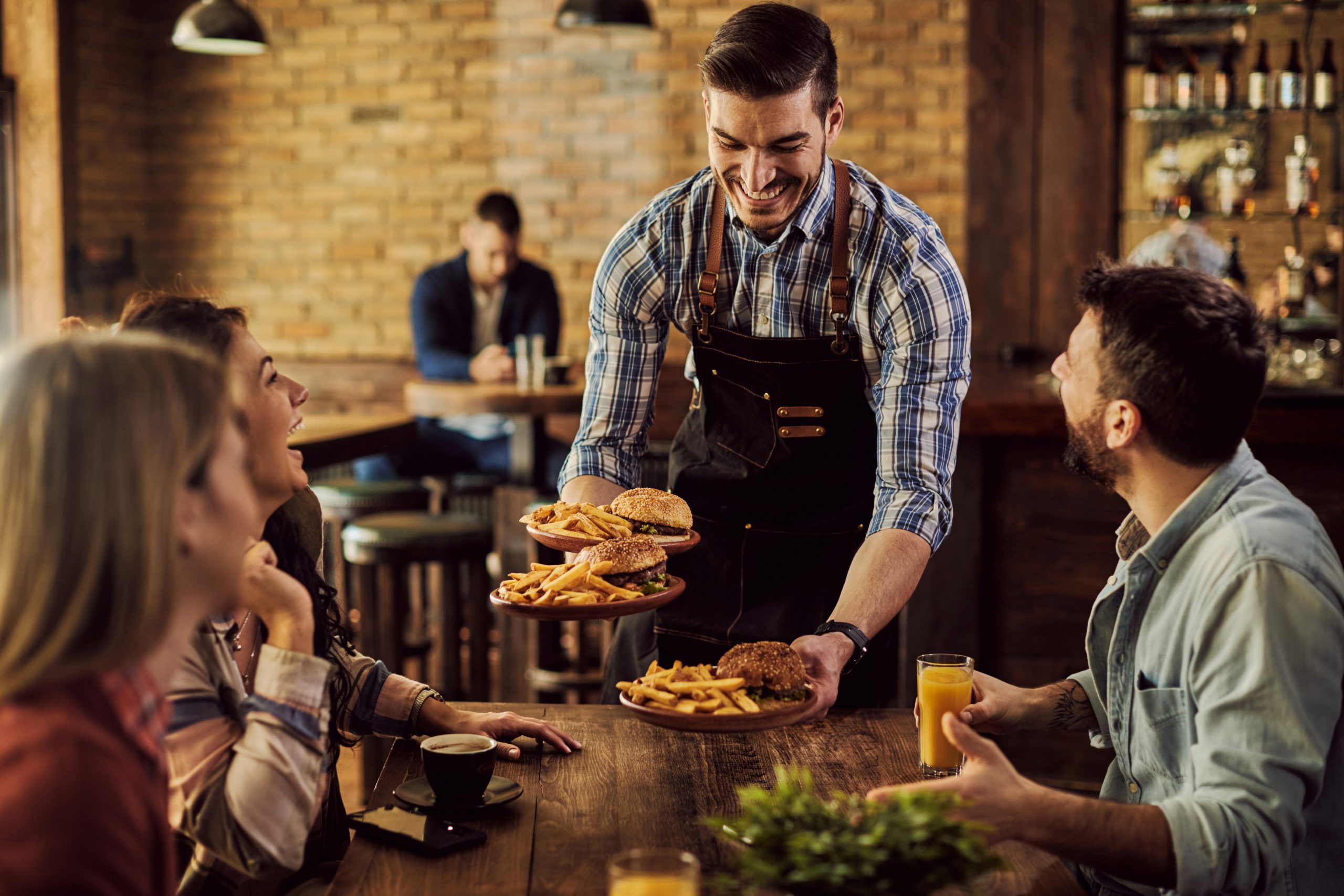 Top 7 tips for funding the restaurant of your dreams